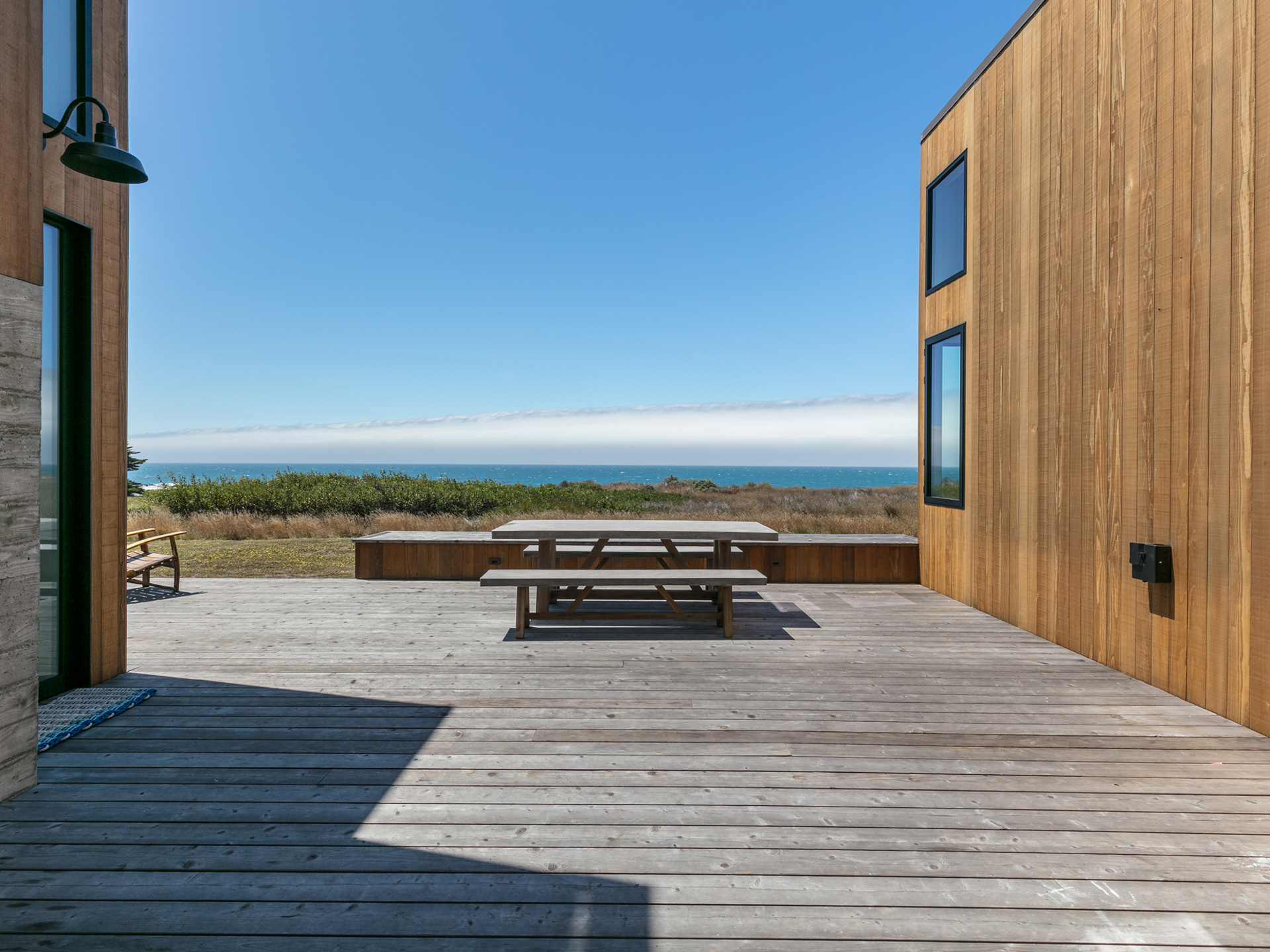 Contemporary Bluff Home | Empire Contracting, Inc.